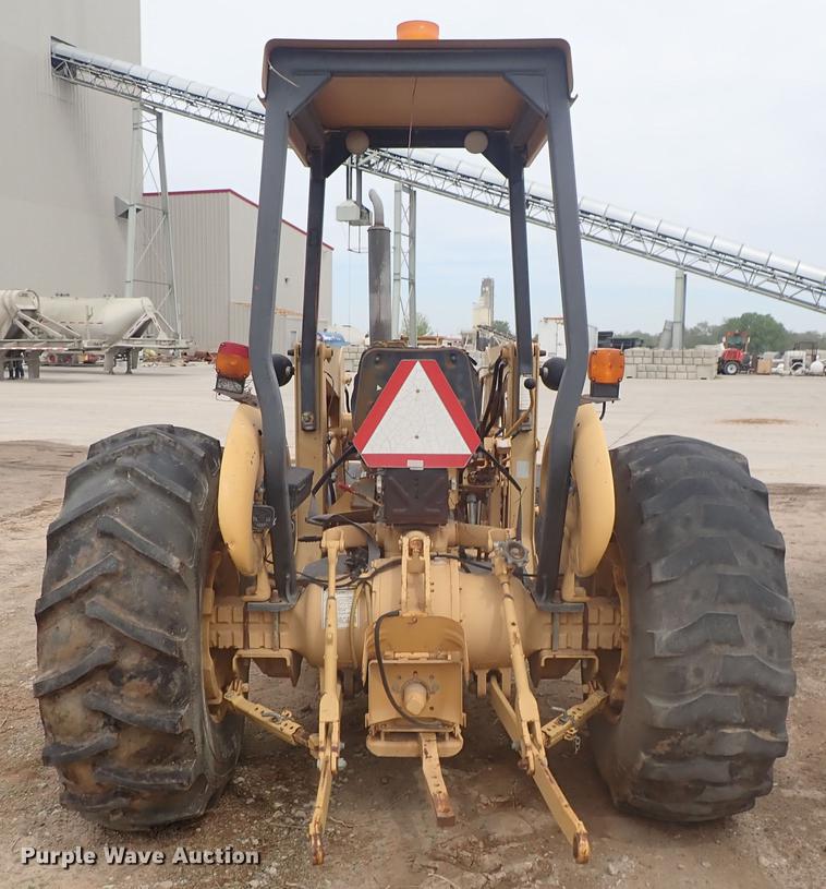 Ford 3450 tractor in Park City, KS | Item DF8846 for sale | Purple Wave