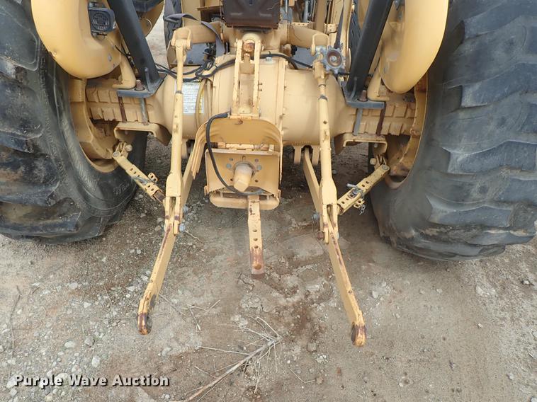 Ford 3450 tractor in Park City, KS | Item DF8846 for sale | Purple Wave