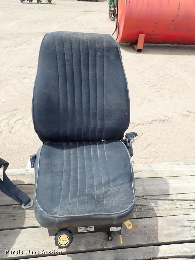 (3) Magnum 200 operators seats in Kinsley, KS | Item FH9931 sold ...