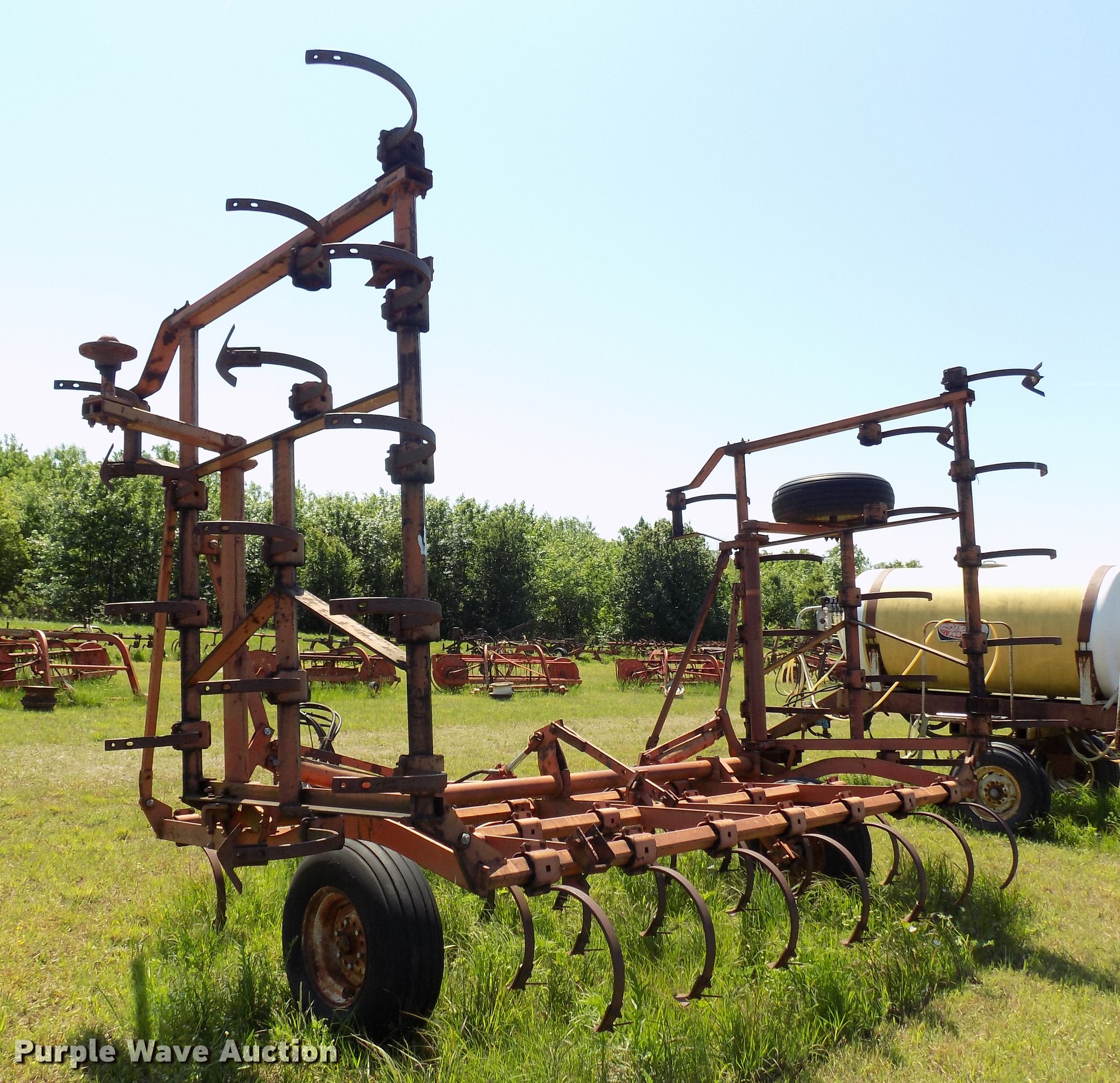 Allis Chalmers 1300 field cultivator in Skiatook, OK | Item FO9851 sold ...