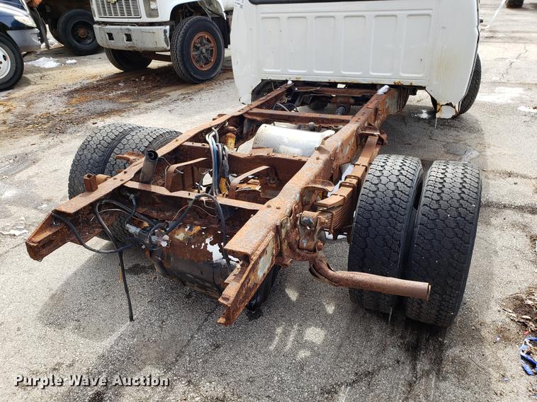1995 Ford F350 pickup truck cab and chassis in Independence, MO | Item ...