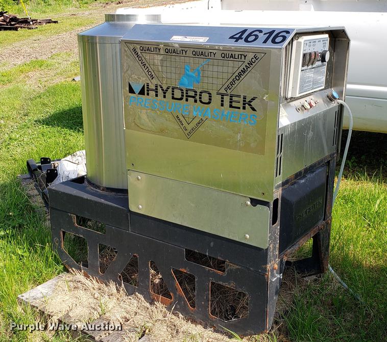 Hydrotek HN22005E2R pressure washer in Lebanon, MO | Item EN9960 sold ...