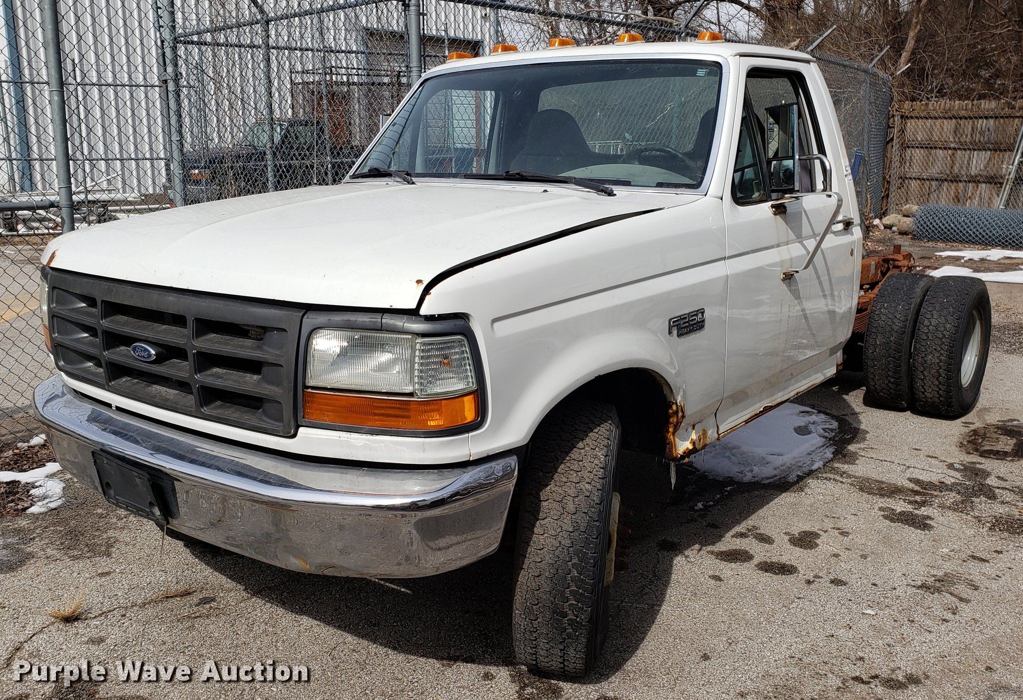 1995 Ford F350 pickup truck cab and chassis in Independence, MO | Item ...