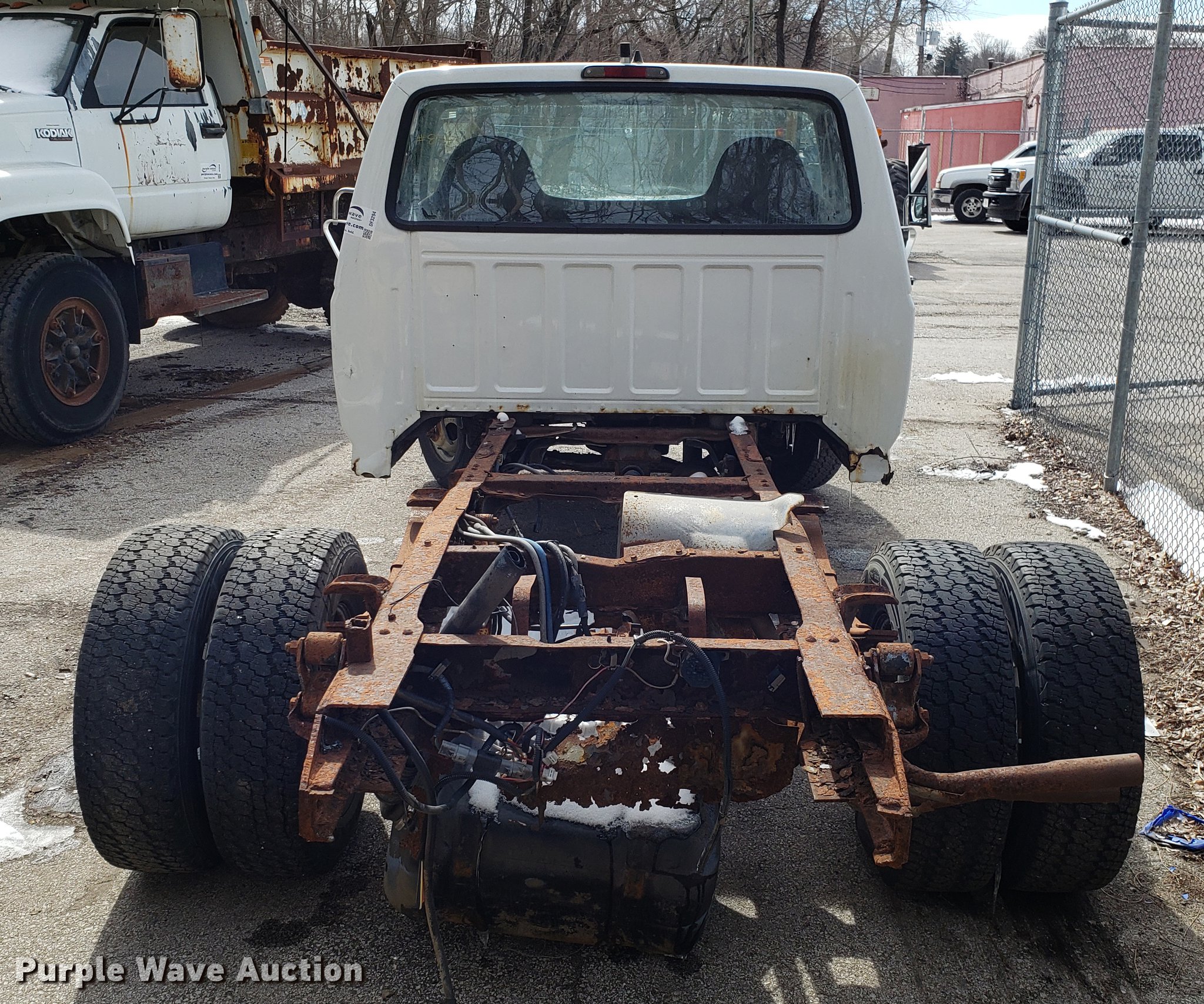 1995 Ford F350 pickup truck cab and chassis in Independence, MO | Item ...