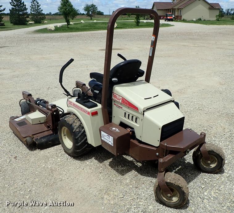 2015 Grasshopper 725D ZTR lawn mower in Lyons, KS | Item DE5381 sold ...