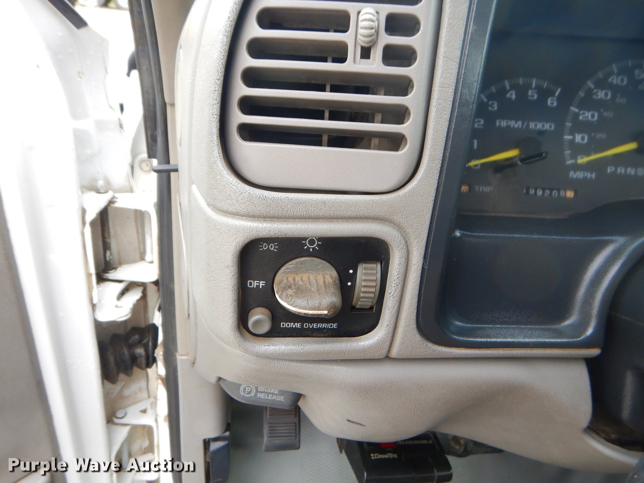 1998 Chevrolet Cheyenne 3500 flatbed pickup truck in Lamar, MO | Item ...
