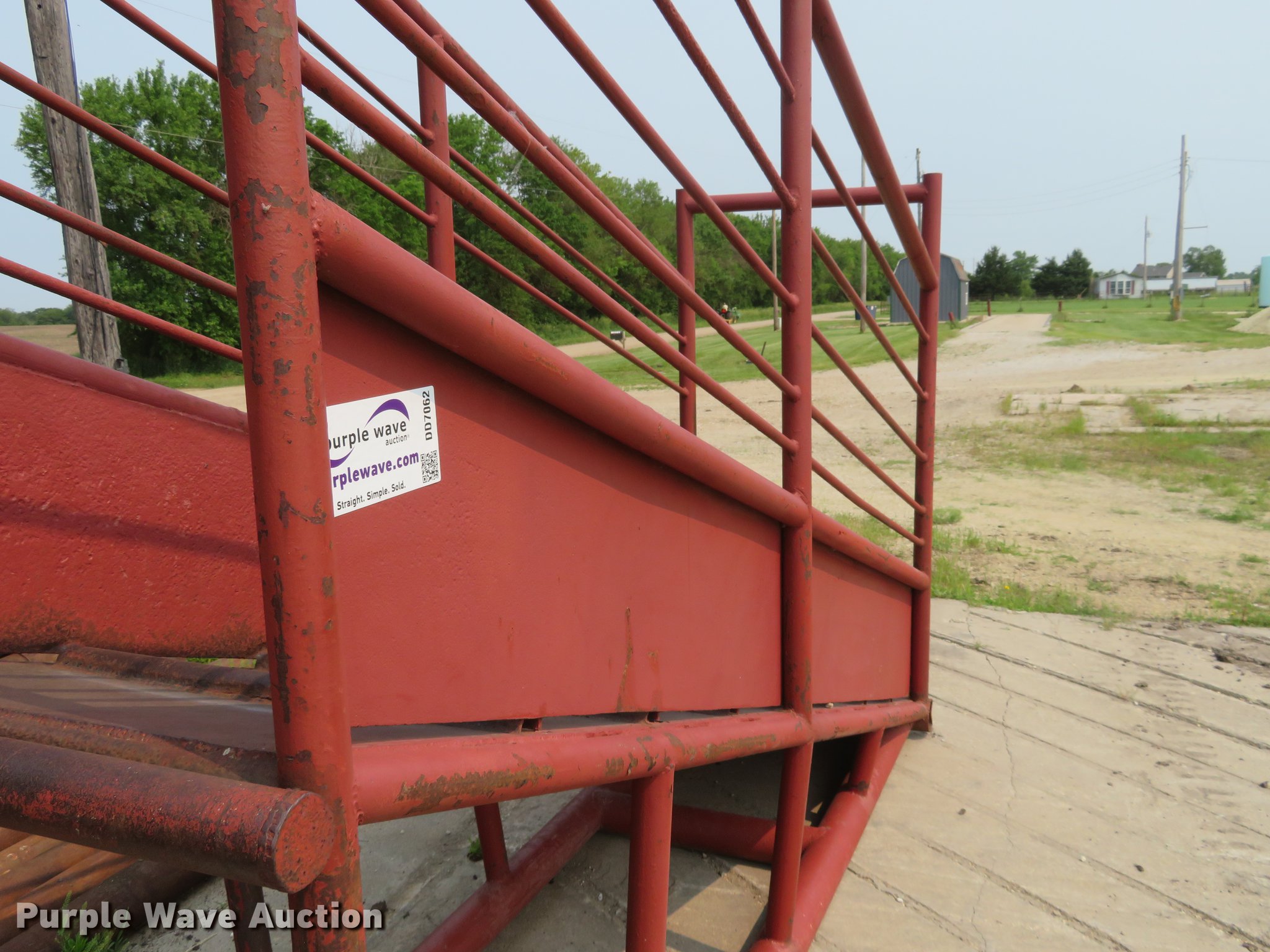 Steel livestock loading chute in El Dorado, KS | Item DD7062 sold ...