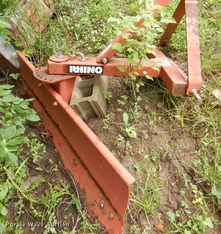 Rhino 300 blade in Bonner Springs, KS | Item FQ9931 sold | Purple Wave