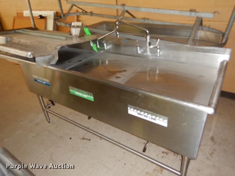 Hobart C44A conveyor dishwasher in Dodge City, KS | Item FT9679 sold ...