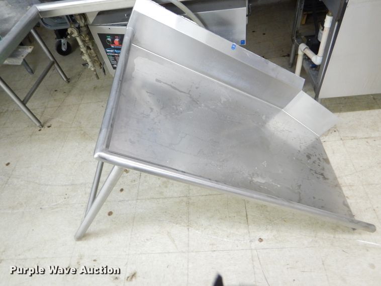 Hobart C44A conveyor dishwasher in Dodge City, KS | Item FT9687 sold ...