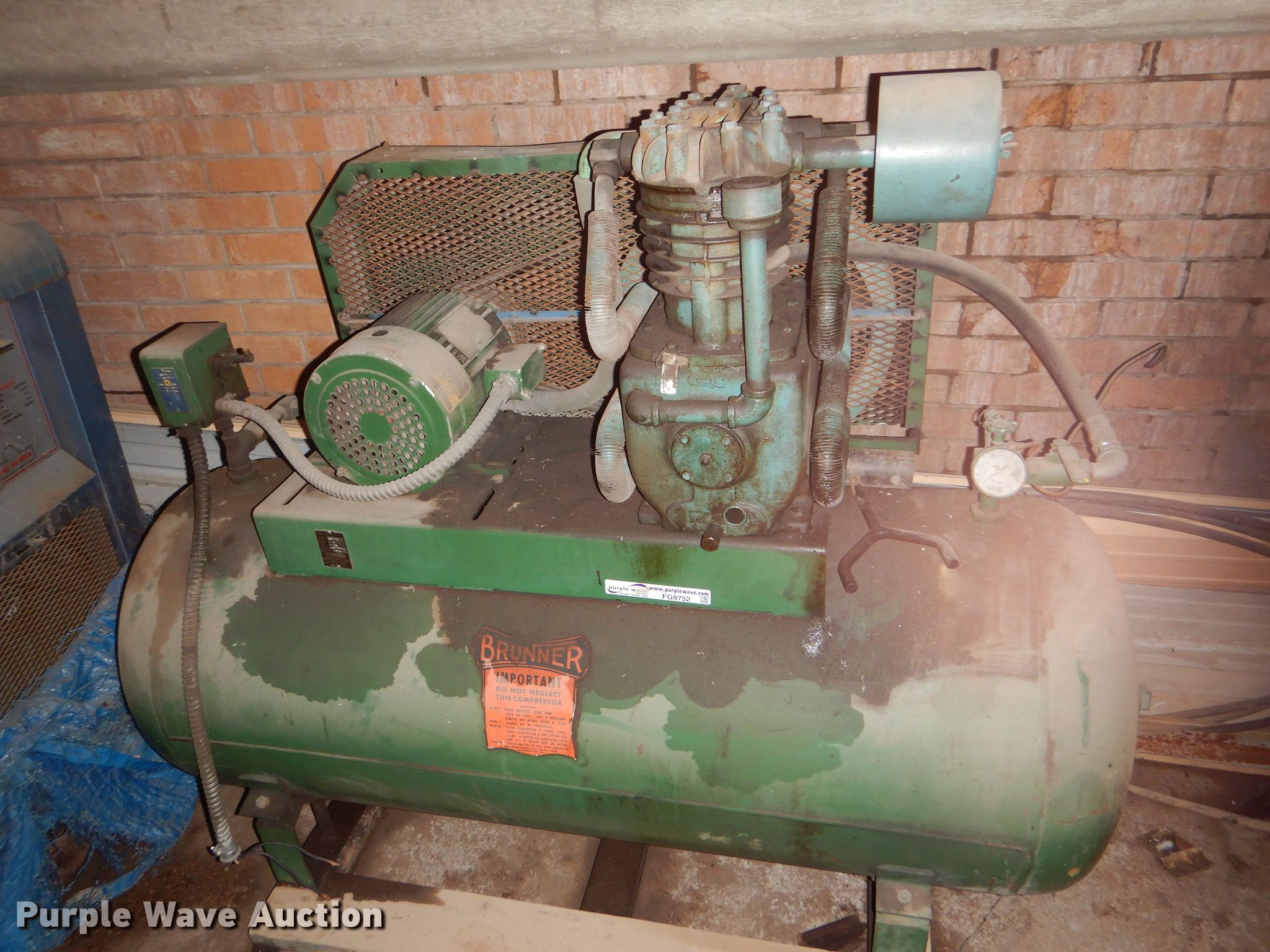 Brunner 50RH12 air compressor in Dodge City, KS | Item FG9752 sold ...