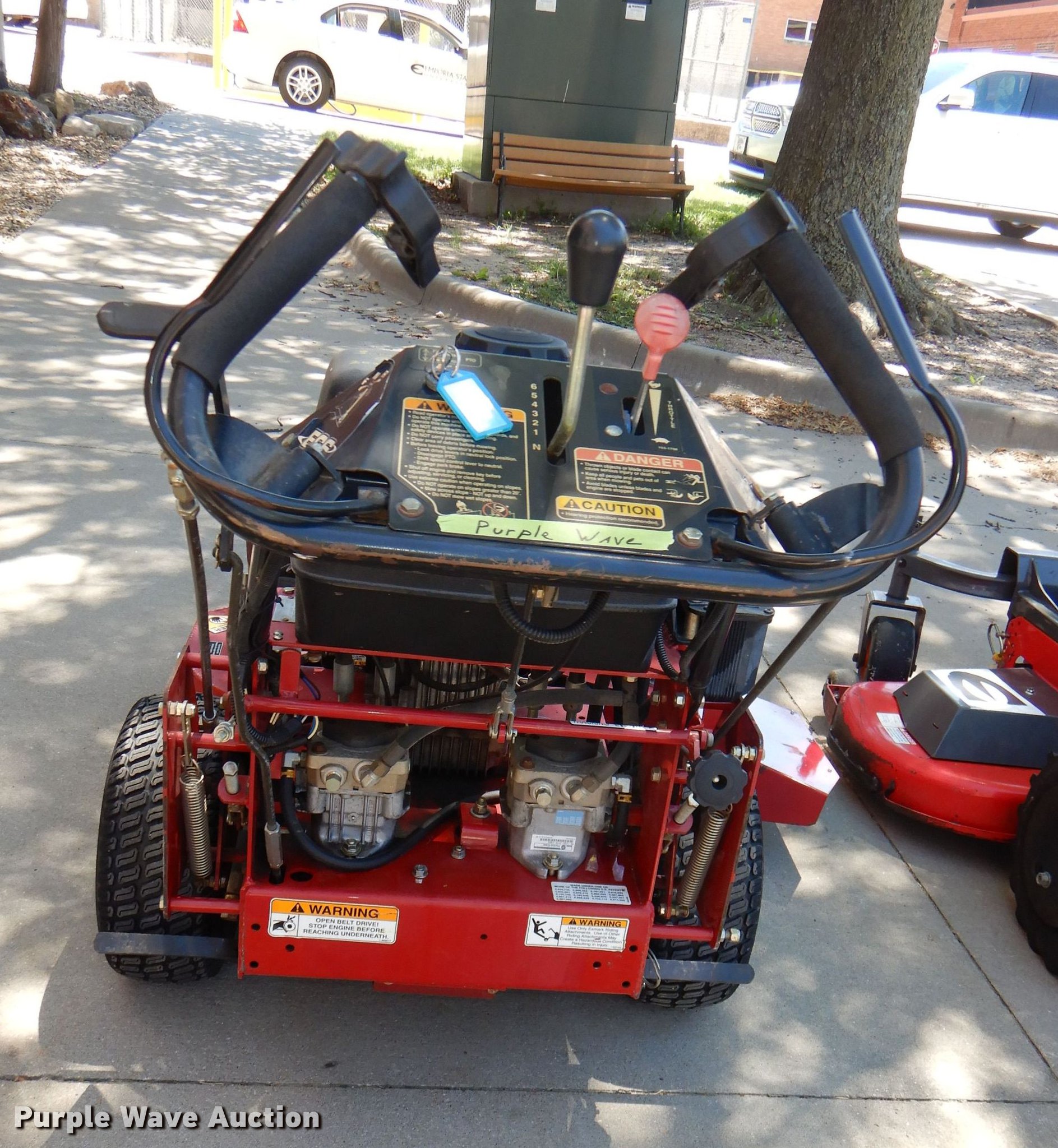 Ex Mark Turf Tracer HP lawn mower in Emporia, KS | Item FQ9888 sold ...