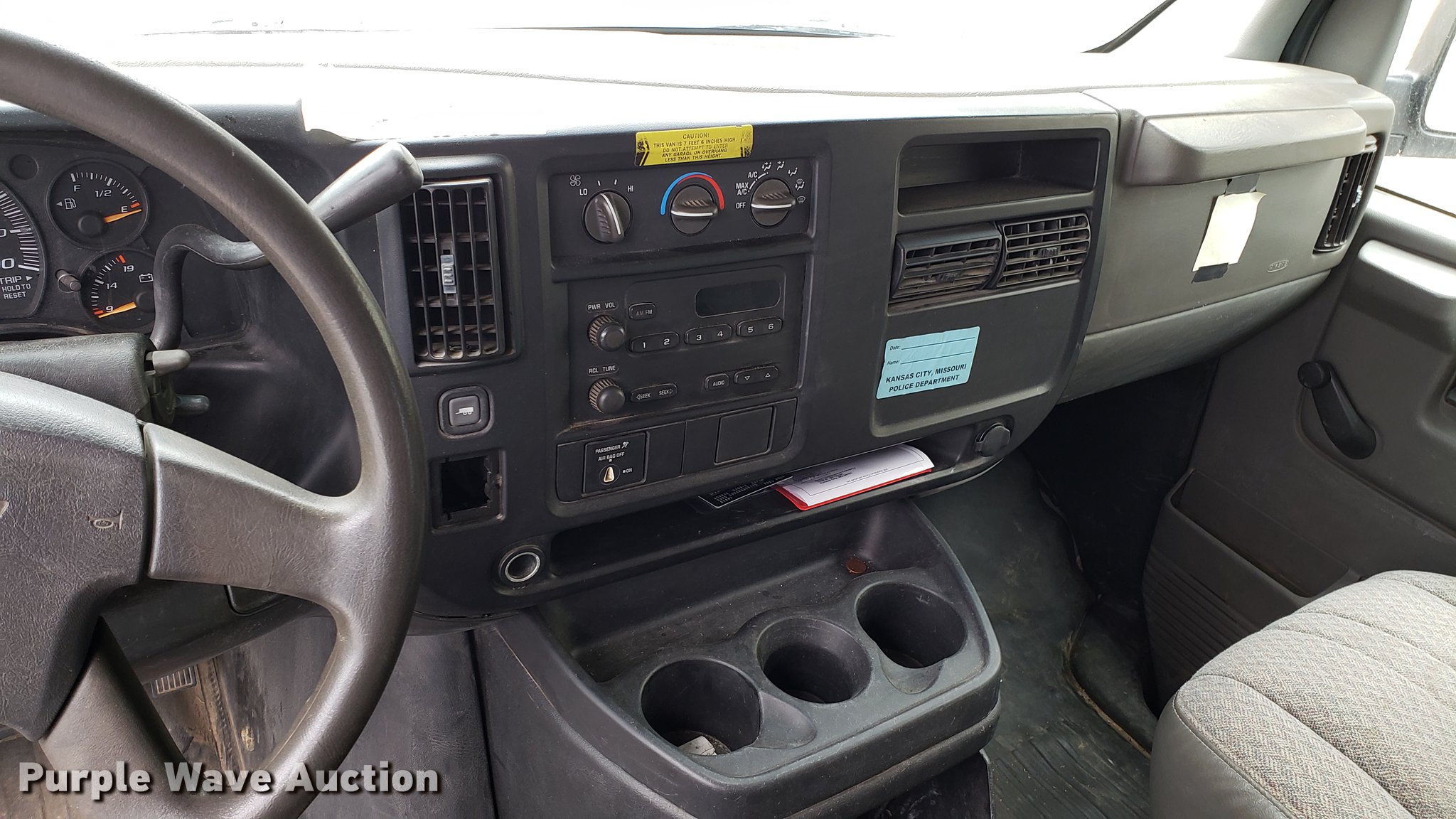 2007 Chevrolet Express 2500 van in Kansas City, MO | Item EU9768 sold ...