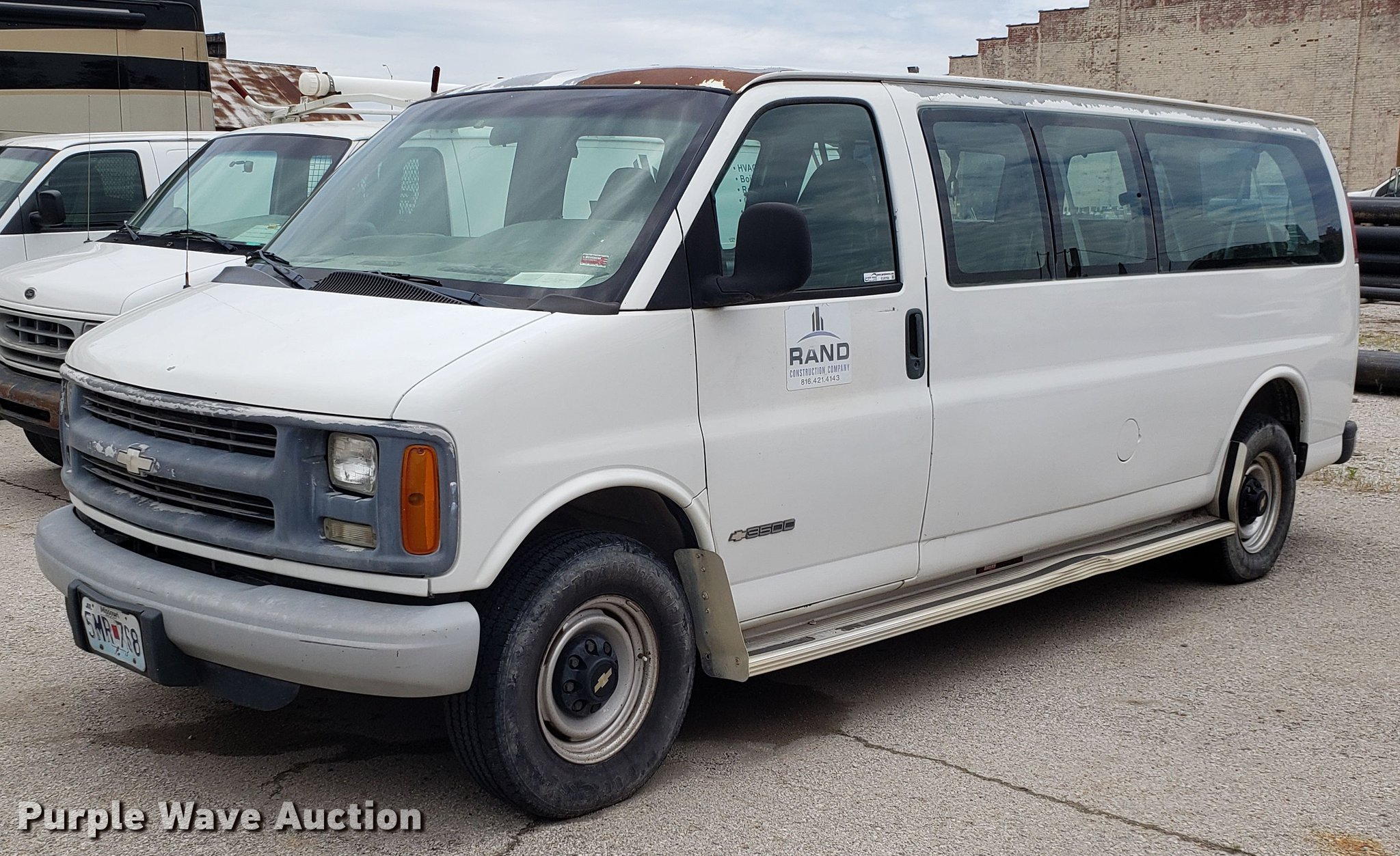 2002 Chevrolet Express 3500 van in Kansas City, MO | Item EU9769 sold ...