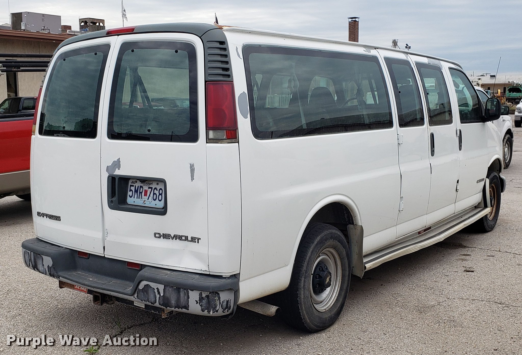 2002 Chevrolet Express 3500 van in Kansas City, MO | Item EU9769 sold ...