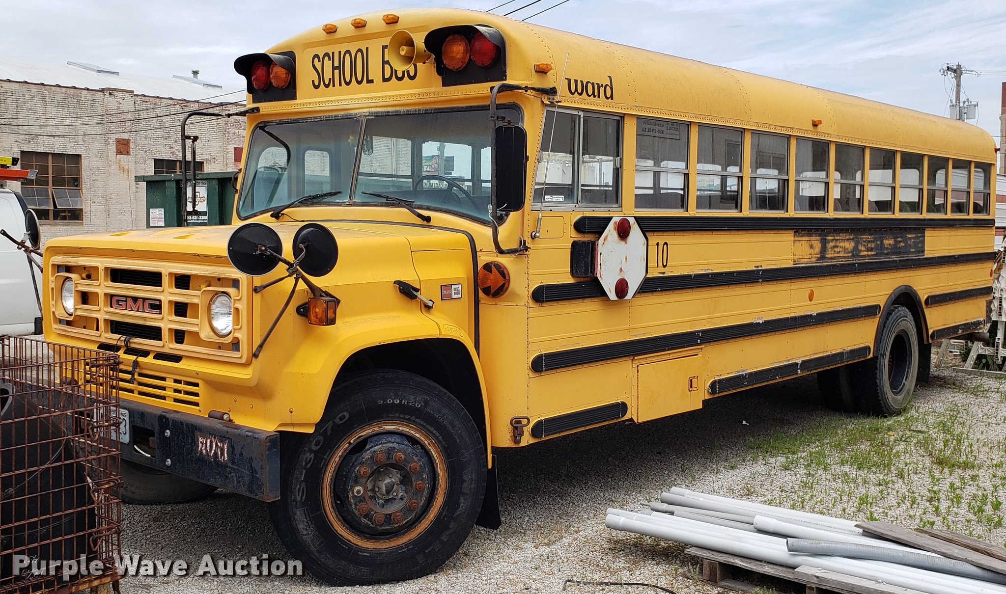 1989 GMC B6000 school bus in Kansas City, MO | Item EU9773 sold ...