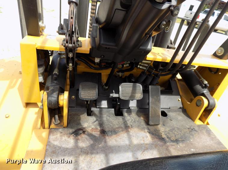 Caterpillar DP40K-D forklift in Lone Grove, OK | Item DB9533 sold ...