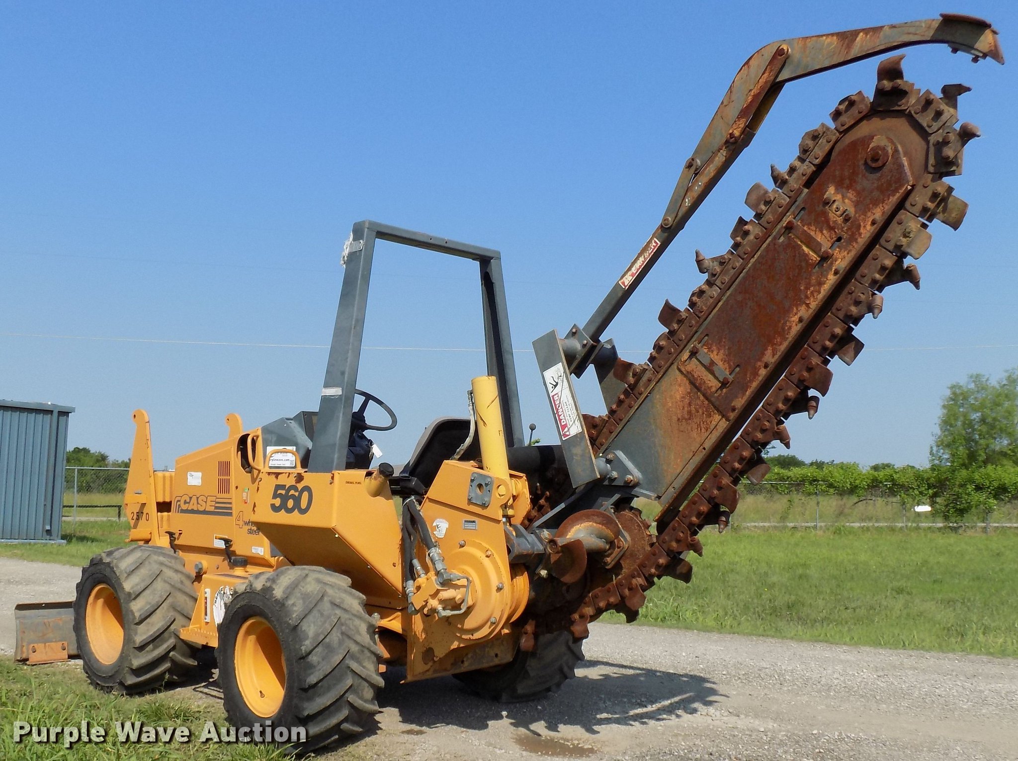1999 Case 560 trencher in Collinsville, OK | Item DB9542 sold | Purple Wave