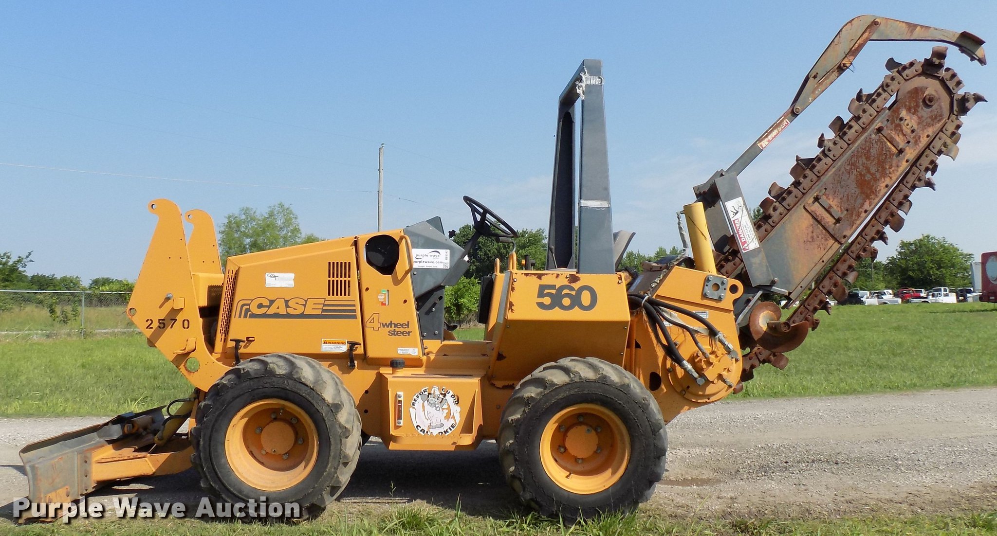 1999 Case 560 trencher in Collinsville, OK | Item DB9542 sold | Purple Wave