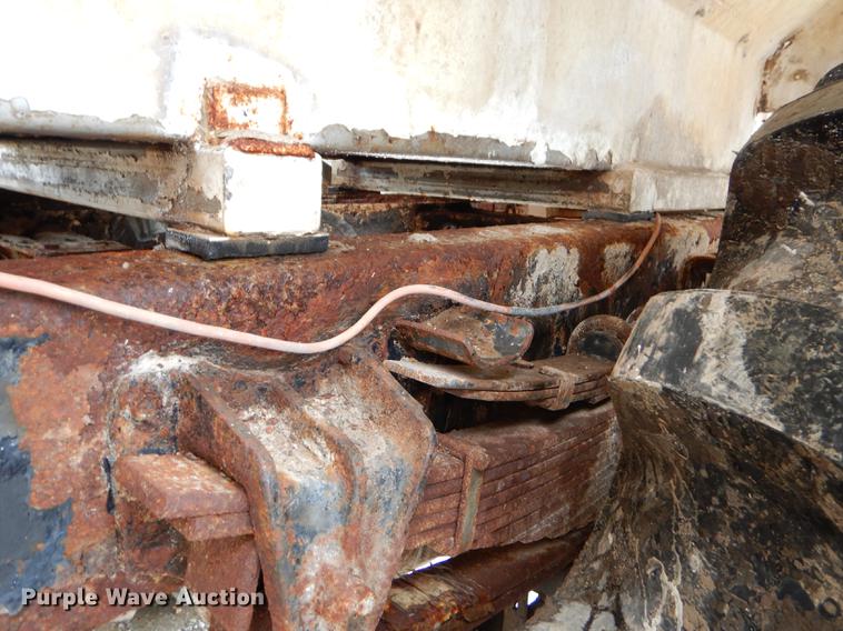 1997 International 2554 applicator truck in Carthage, MO | Item ED9317 ...