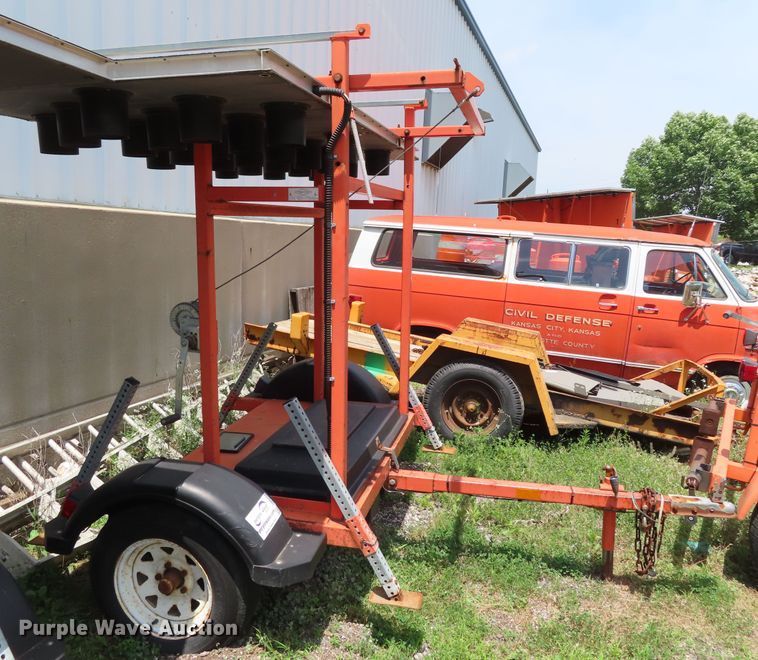 Trafcon arrow board trailer in Kansas City, KS | Item DD6272 sold ...
