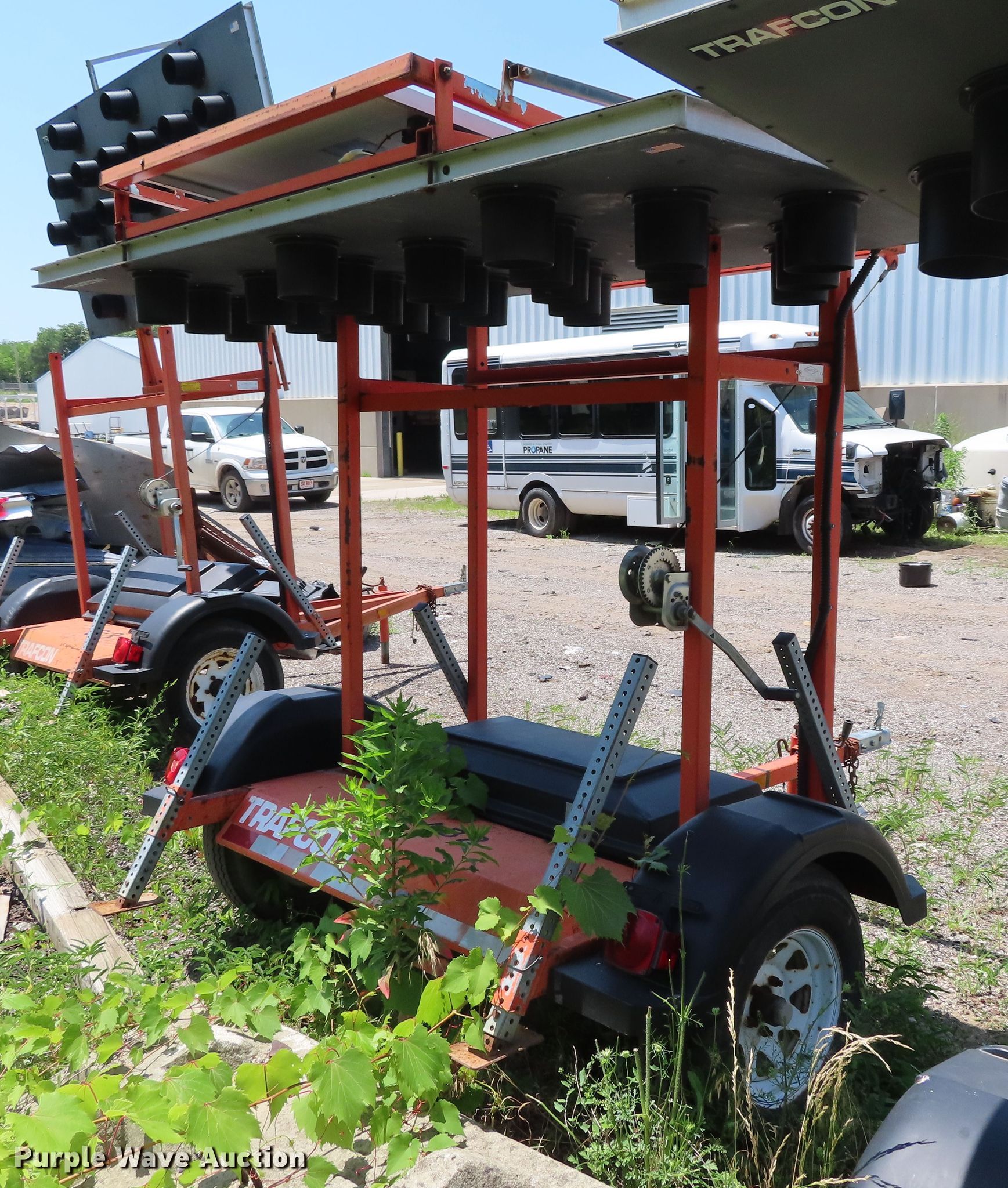 Trafcon TC1-25S arrow board trailer in Kansas City, KS | Item DD6274 ...