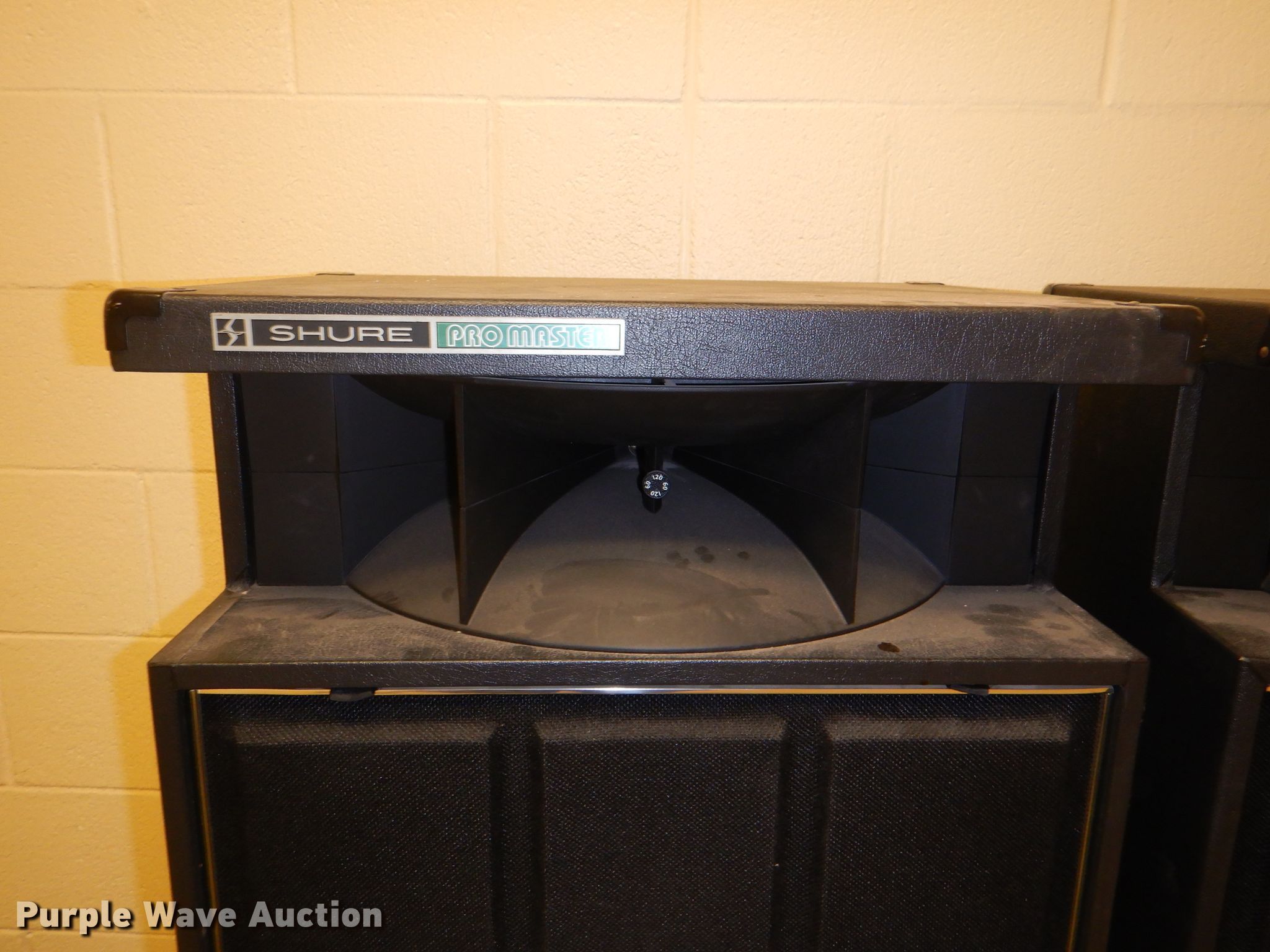 (2) Shure Pro Master speakers in Emporia, KS | Item FQ9965 sold ...