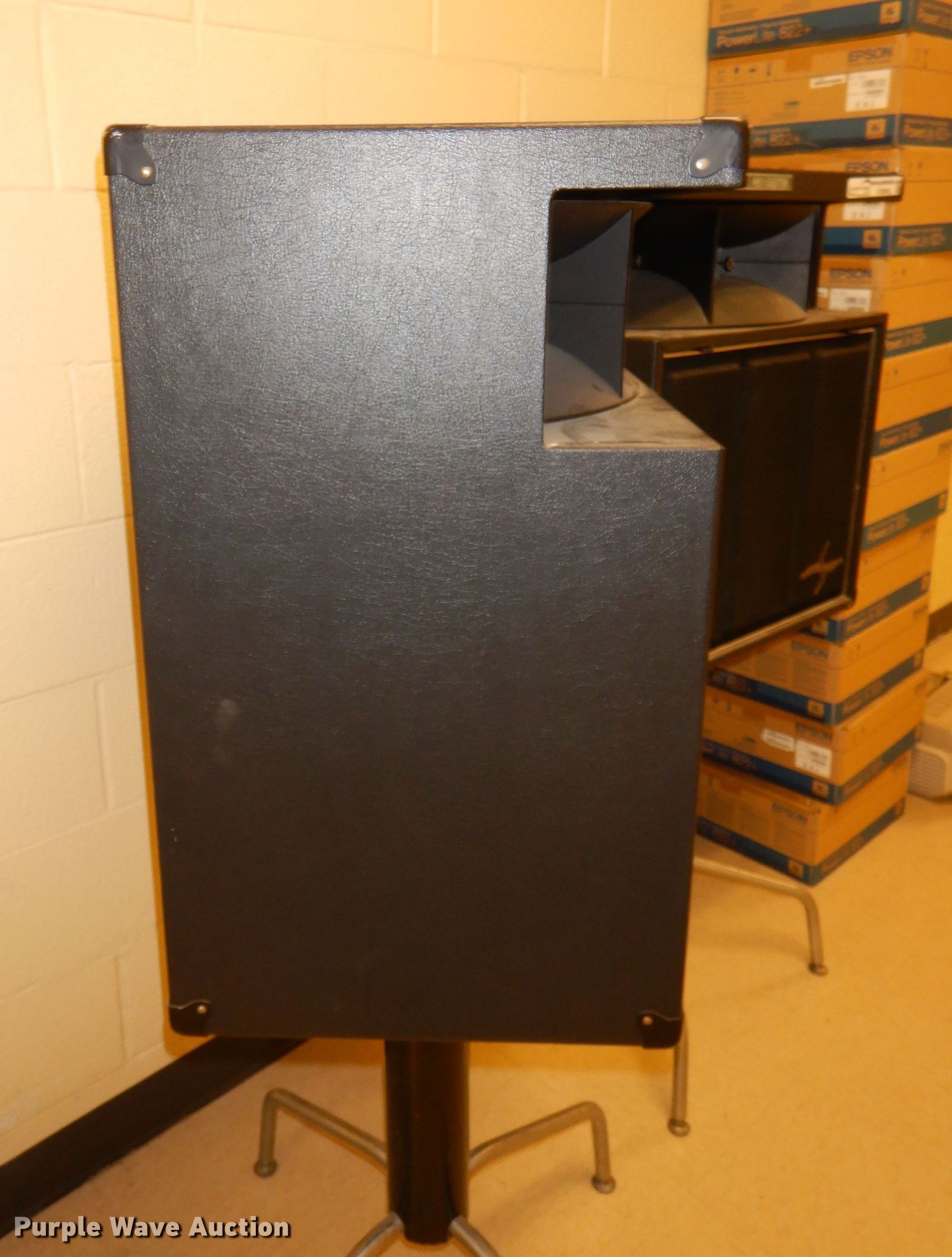 (2) Shure Pro Master speakers in Emporia, KS | Item FQ9965 sold ...
