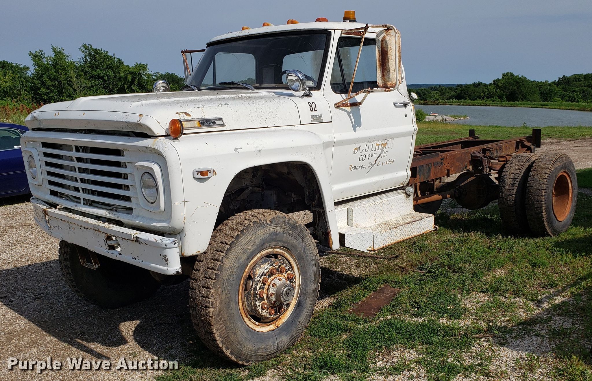 1971 Ford 700 truck cab and chassis in Garden City, MO | Item EZ9003 ...