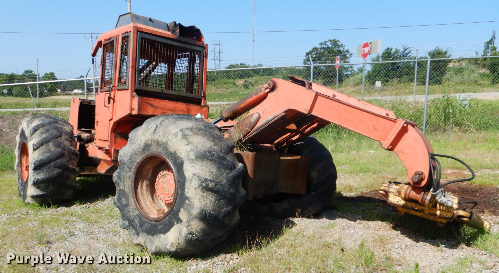 1989 Timberjack 380 skidder in Atoka, OK | Item FT9259 sold | Purple Wave