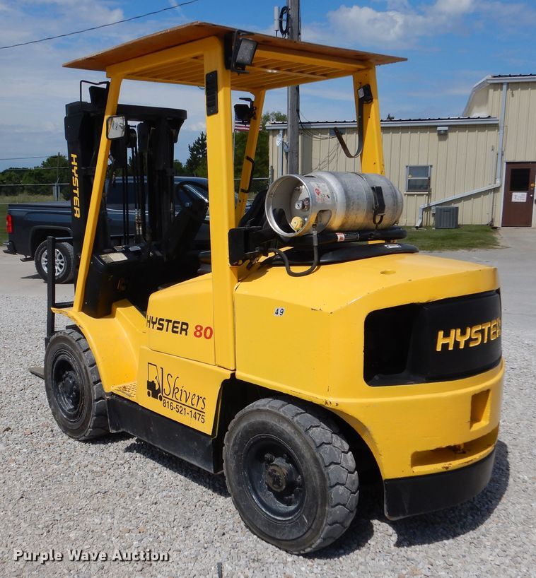 Hyster H80XM forklift in Clinton, MO | Item DY9850 sold | Purple Wave