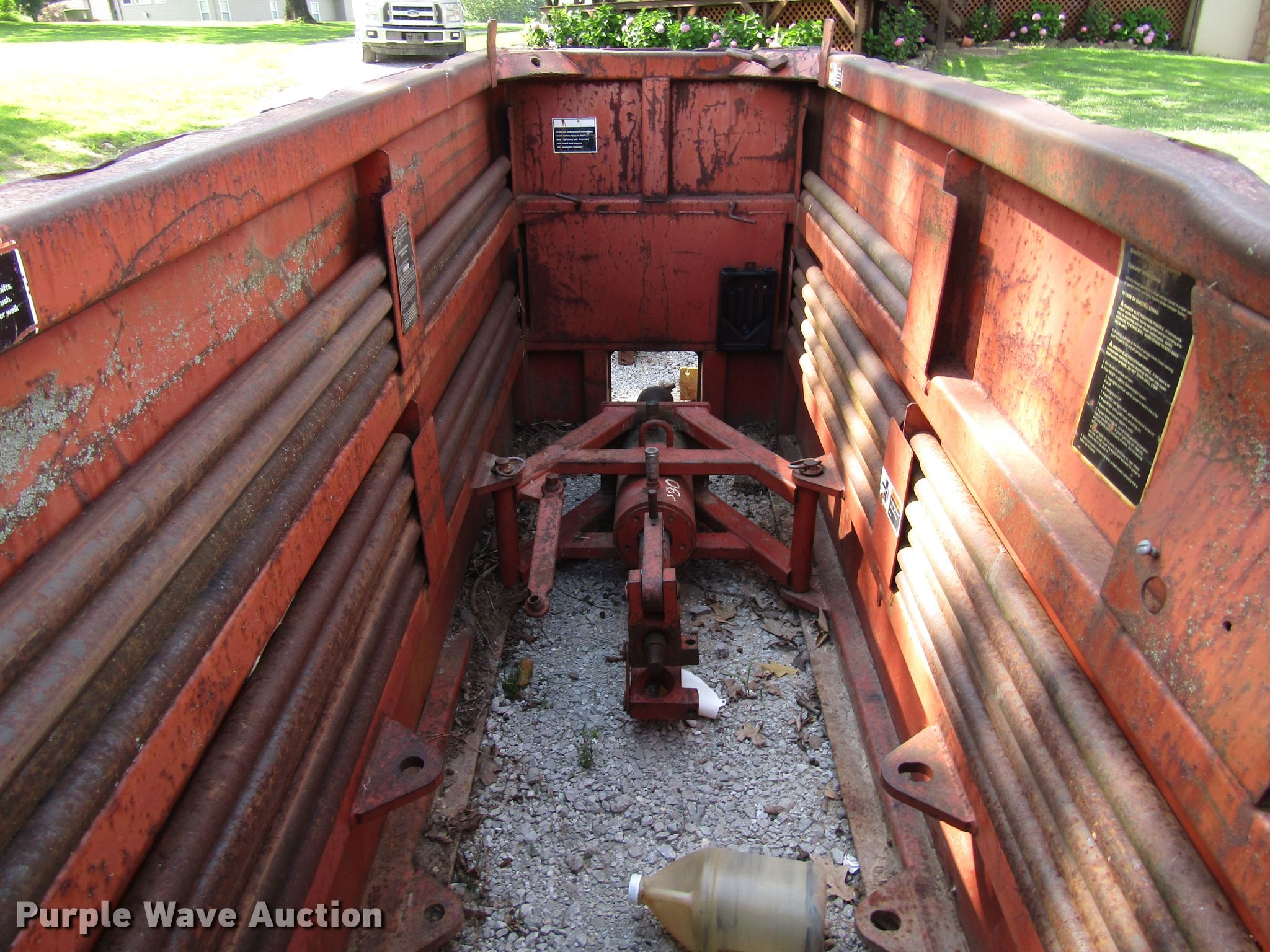 Ditch Witch P80 trench box in Nevada, MO | Item DG1285 sold | Purple Wave
