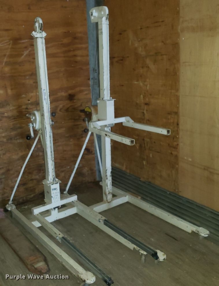 (2) Hvac lifts in Kansas City, MO | Item FL9029 sold | Purple Wave