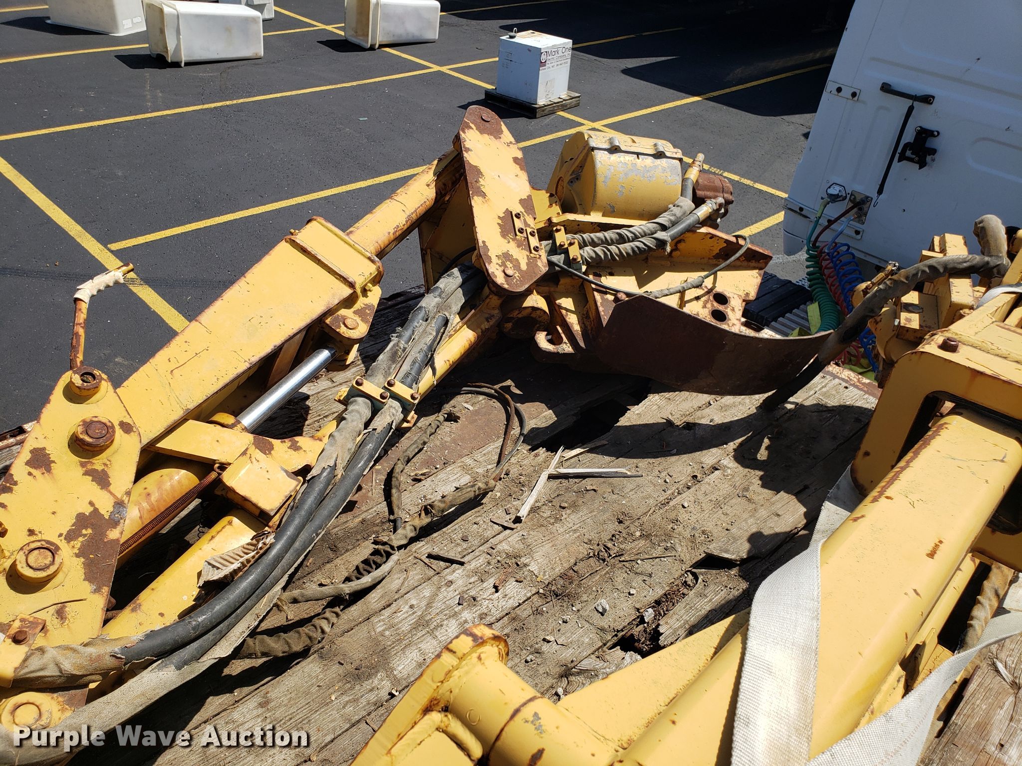 (2) Vermeer VP-3650 vibratory plow attachments in Kansas City, MO ...