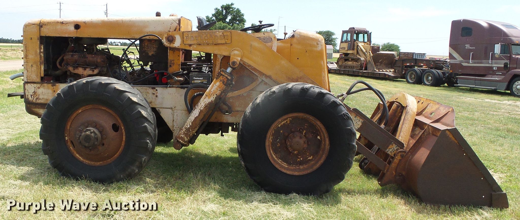 Hough HMG wheel loader in Spearville, KS | Item DC5115 sold | Purple Wave