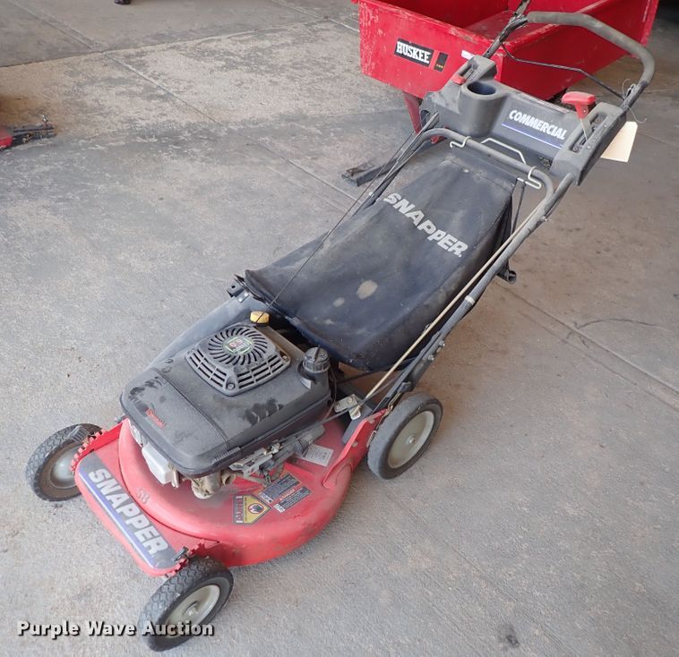 Snapper push mower in South Hutchinson, KS | Item FE9784 sold | Purple Wave