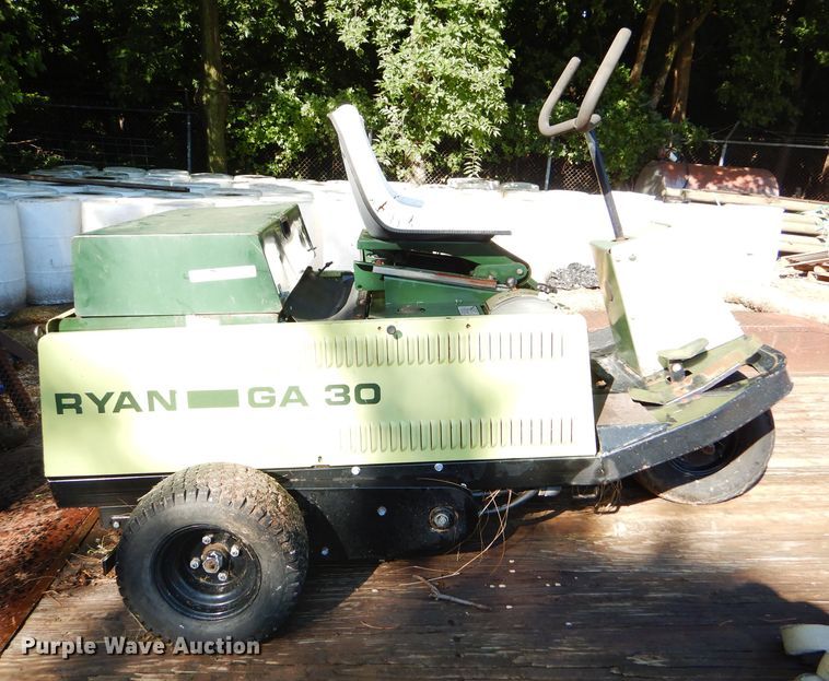 1991 Ryan GA30 aerator in Hays, KS | Item GH9507 sold | Purple Wave