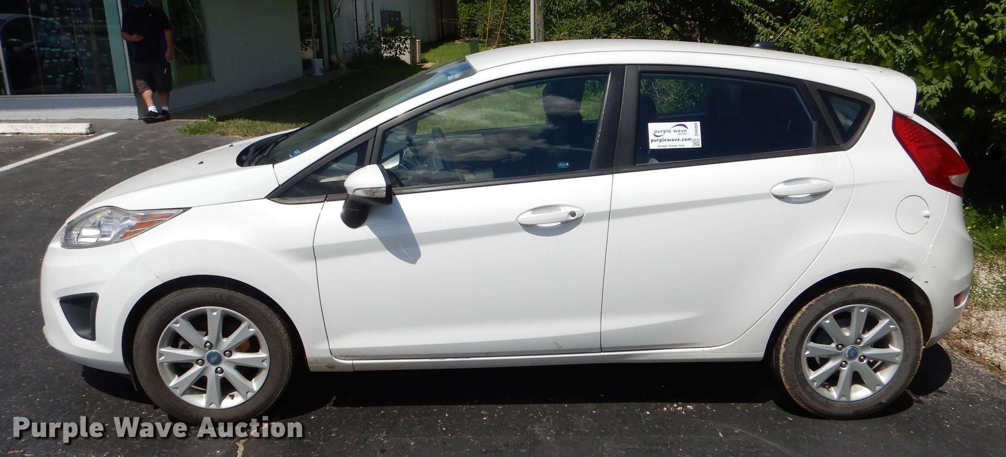 2013 Ford Fiesta SE in Fulton, MO | Item DH6009 sold | Purple Wave