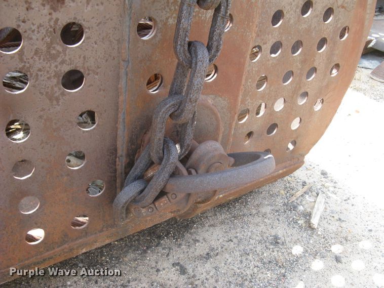 Hendrix dragline bucket in Wichita, KS | Item DC1378 sold | Purple Wave