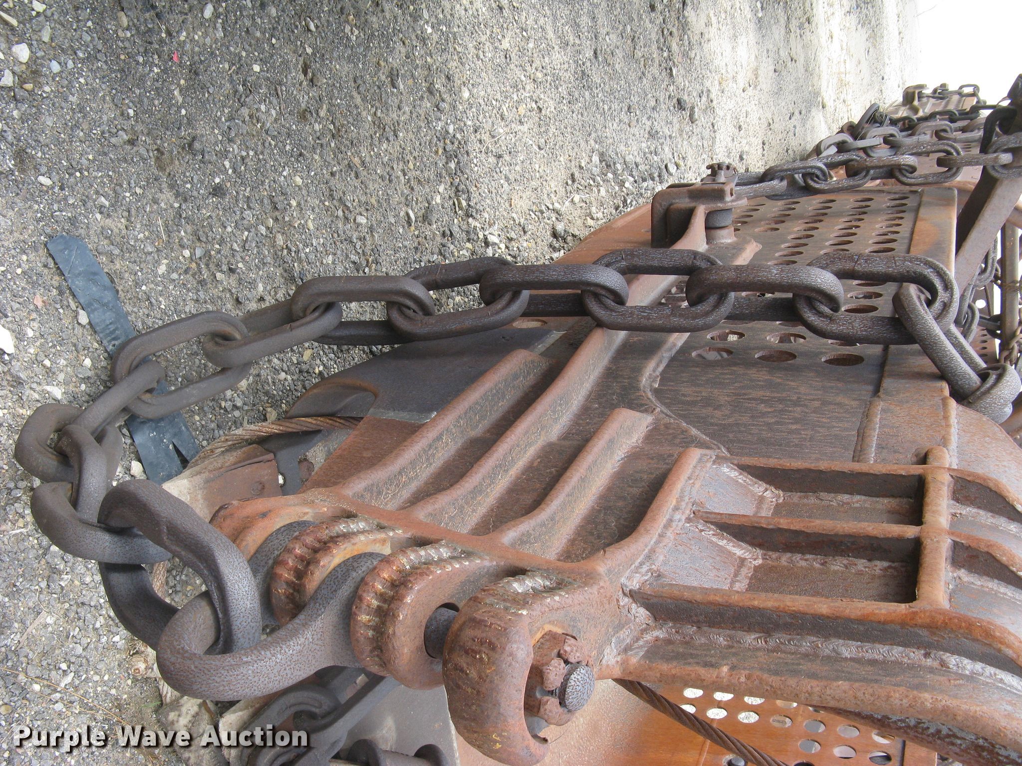 Hendrix dragline bucket in Wichita, KS | Item DC1379 sold | Purple Wave