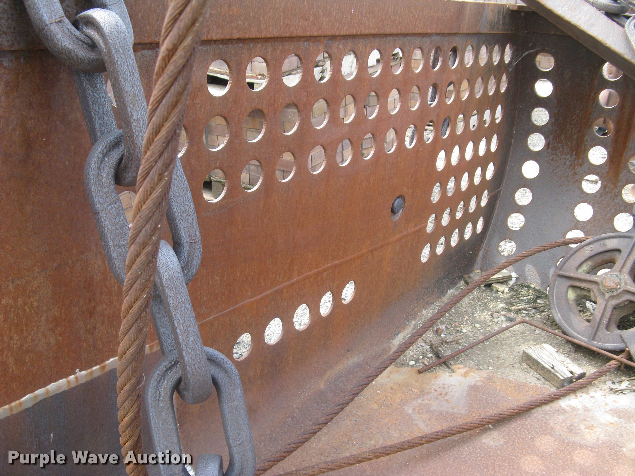 Hendrix dragline bucket in Wichita, KS | Item DC1379 sold | Purple Wave