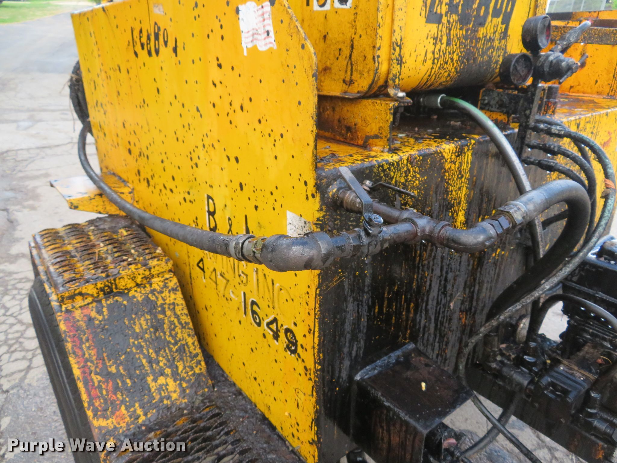 Lee Boy L250T asphalt trailer in Maryland Heights, MO | Item DE8174 ...