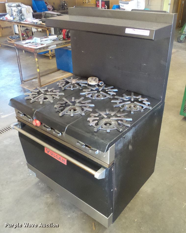 Vulcan oven with six burner cook top in Ashland, KS | Item EQ9159 sold ...
