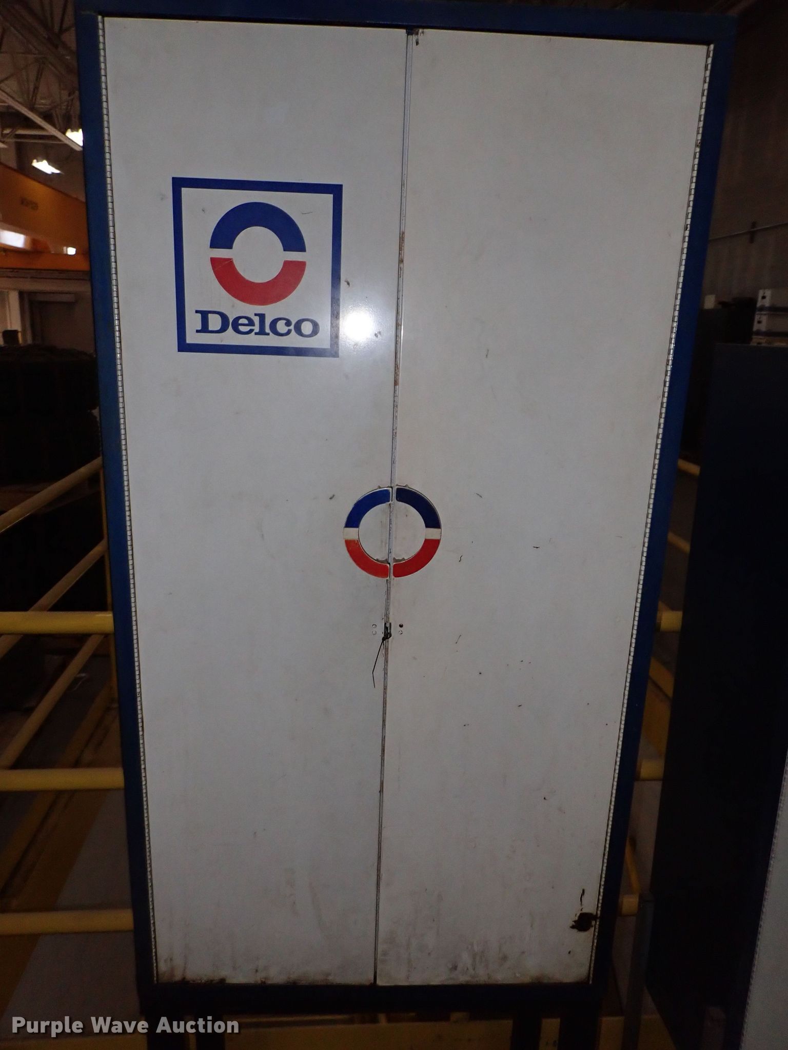 (2) Delco steel cabinets in Hutchinson, KS | Item FE9901 sold | Purple Wave