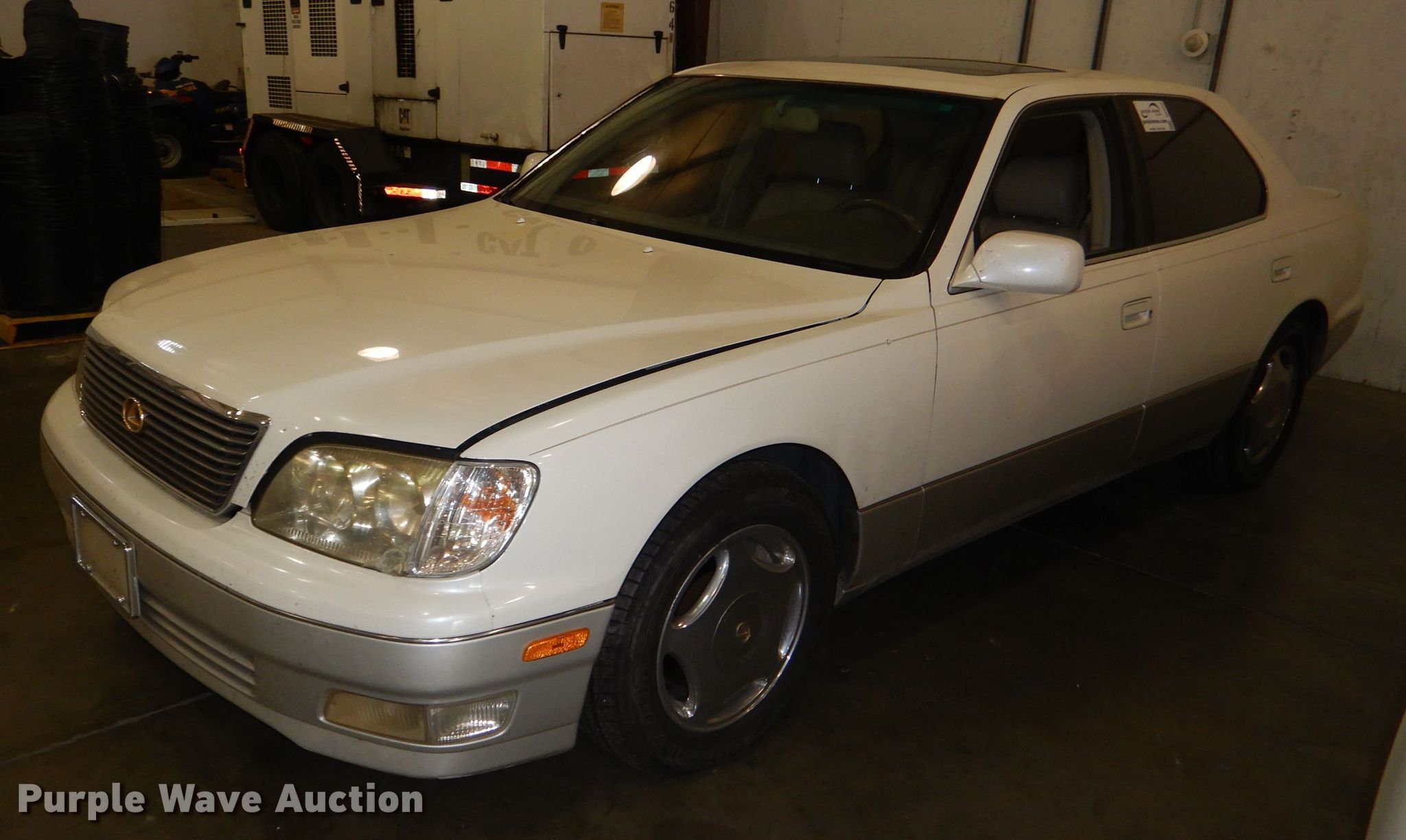 1998 Lexus LS 400 in Topeka, KS | Item DG4850 sold | Purple Wave