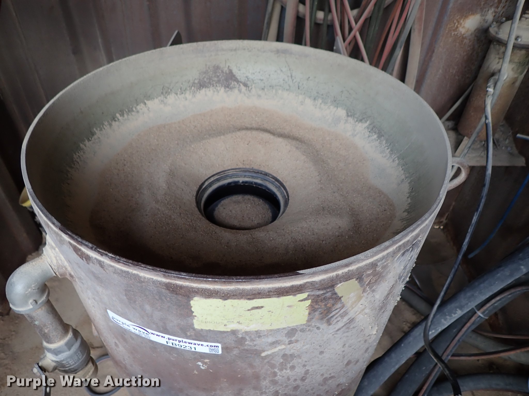 Sandblaster in Halstead, KS | Item FB9231 sold | Purple Wave