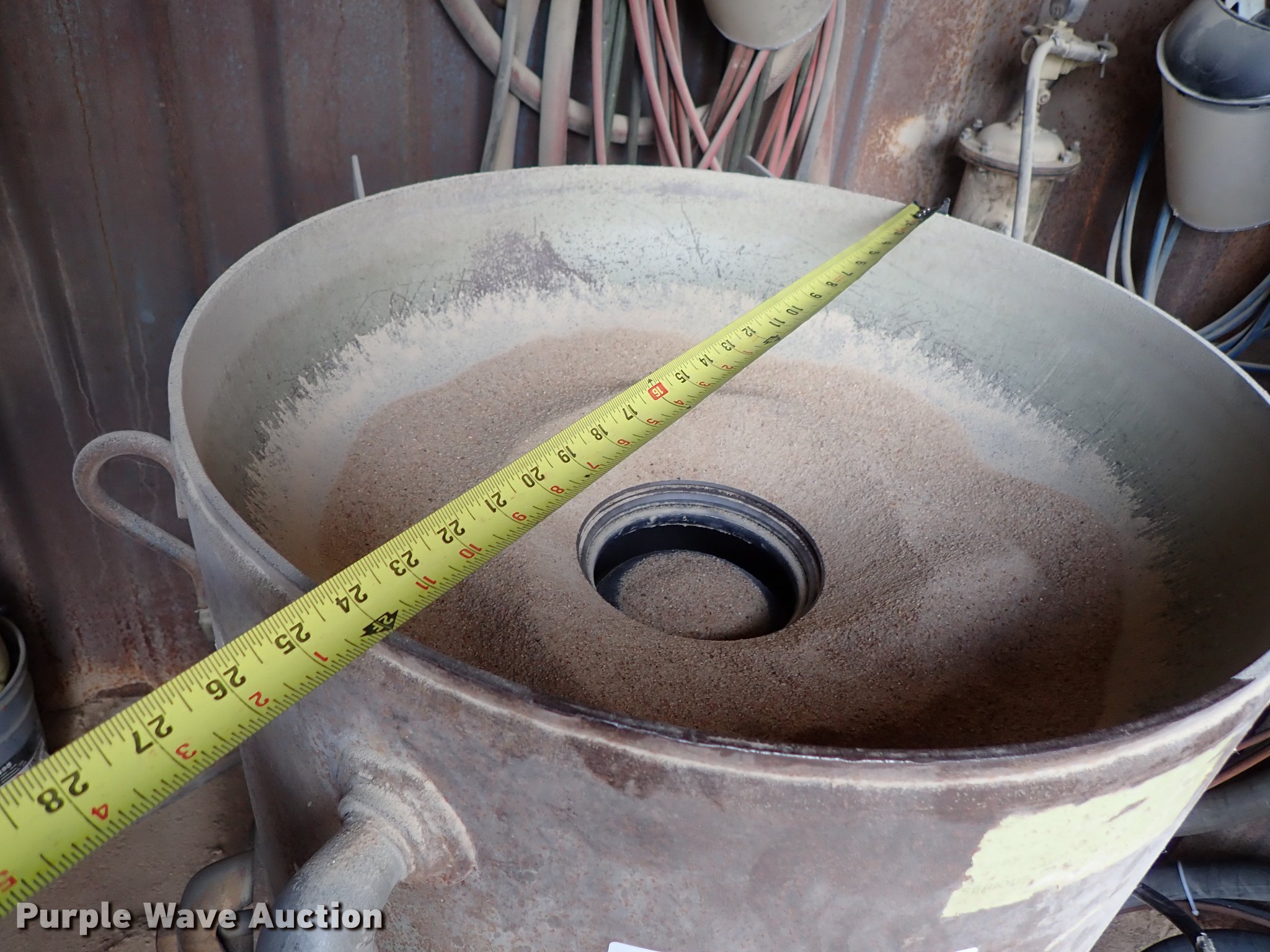 Sandblaster in Halstead, KS | Item FB9231 sold | Purple Wave