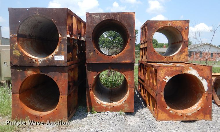 (7) square column form sections in Muskogee, OK | Item DF2160 sold ...