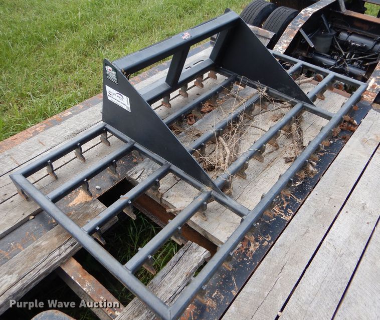 RSE skid steer landscape rake in LaBelle, MO | Item DH6042 for sale ...