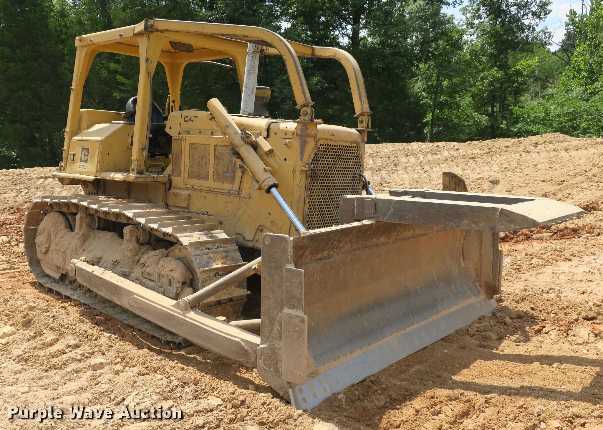 1985 Caterpillar D6D dozer in Bradleyville, MO | Item DB10247 sold ...